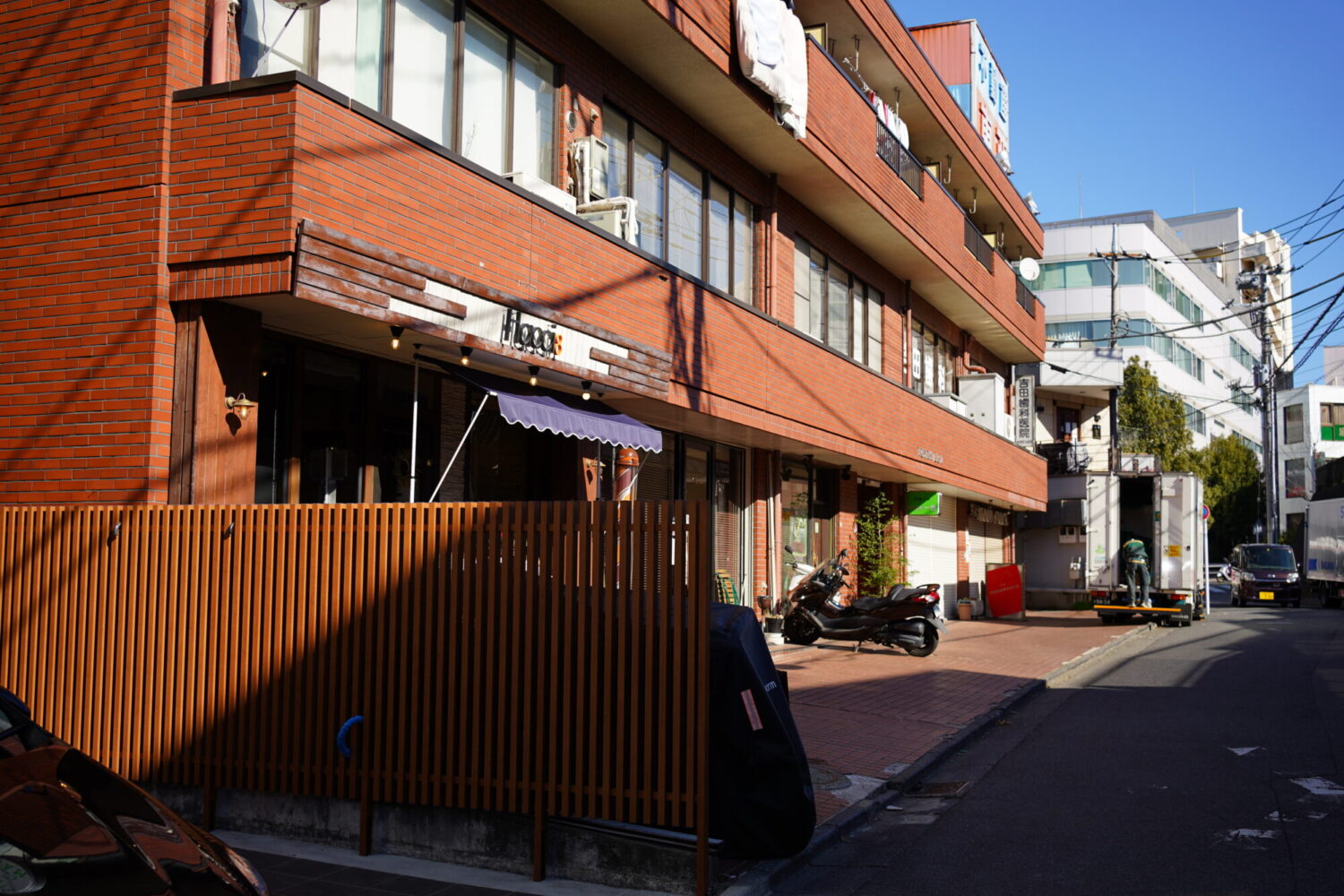 【Hacci 8】新百合ヶ丘でアツアツのラザニアが美味しい - 食べたり、撮ったり、書いたり